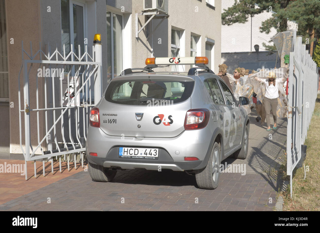 Crowd management security hi-res stock photography and images - Alamy