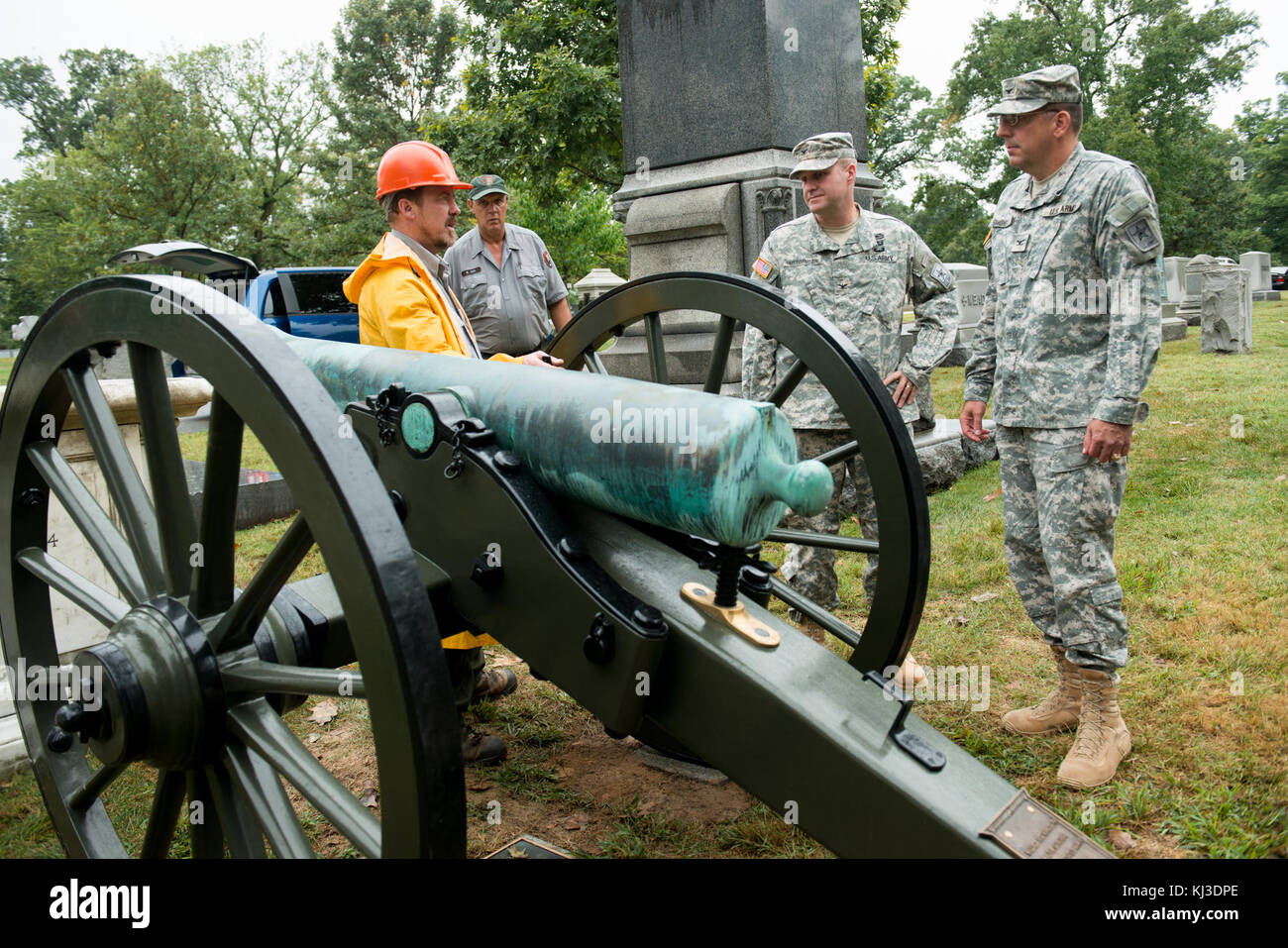 Cannon and carriage reinstalled at the gravesite of Maj. Gen. Wallace ...