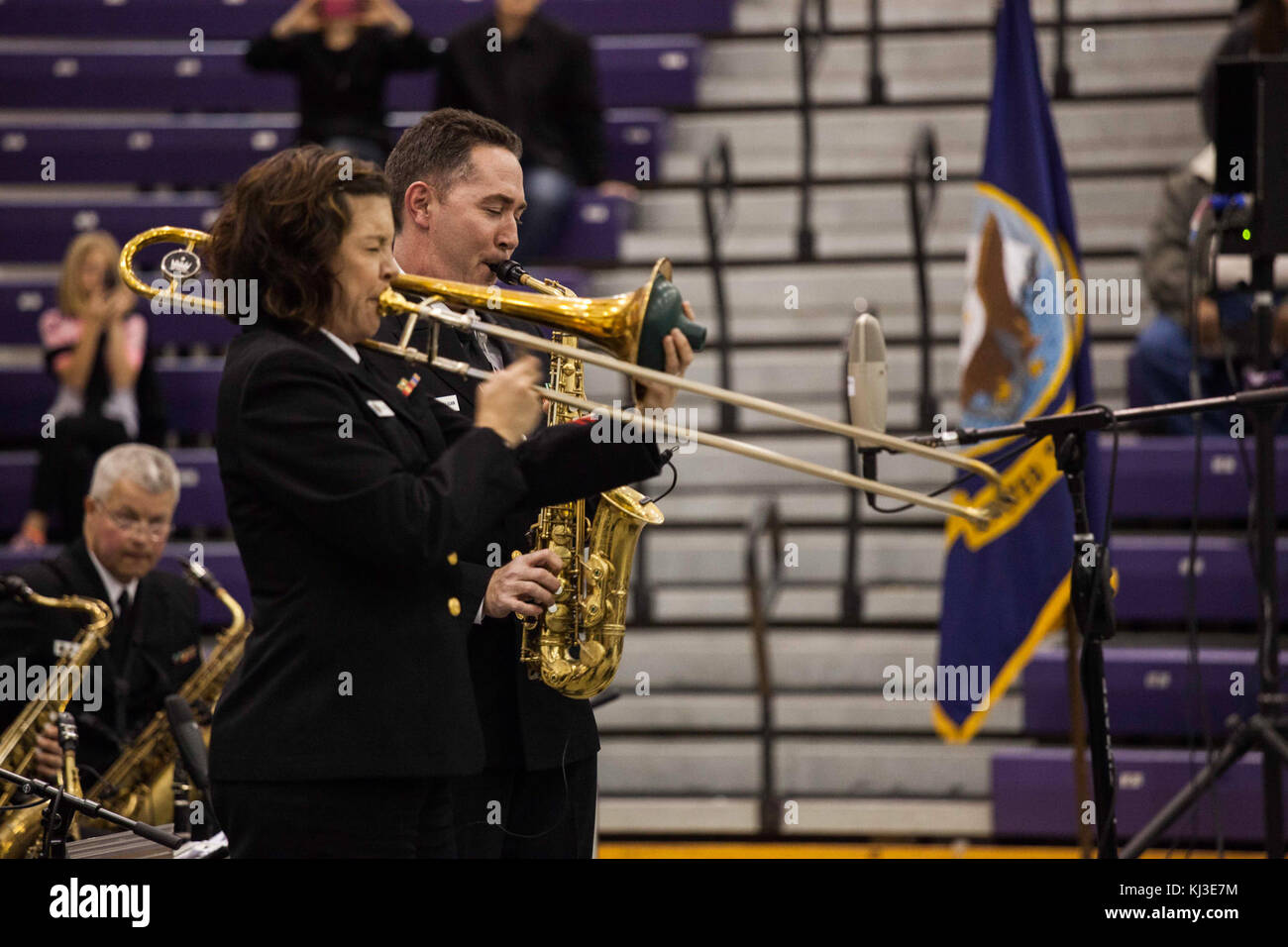 Commodores tour (22974095682 Stock Photo - Alamy