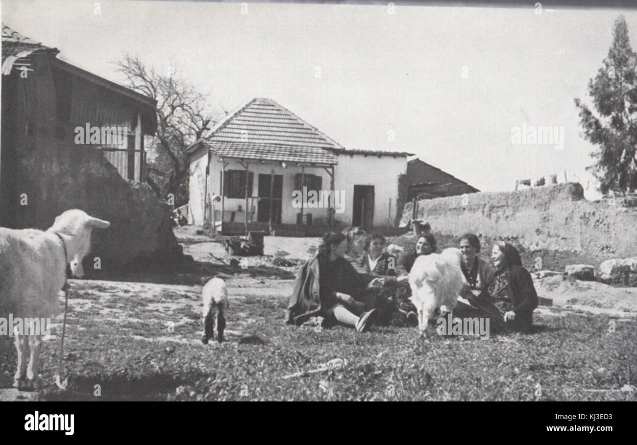 Akir hi-res stock photography and images - Alamy