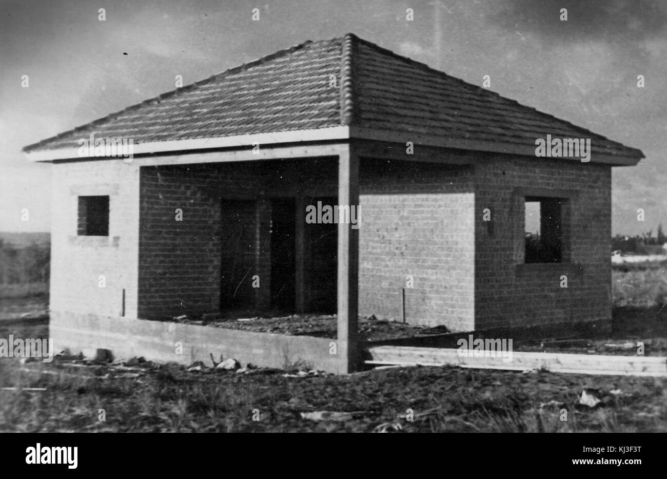 Standard buildings Black and White Stock Photos & Images - Alamy