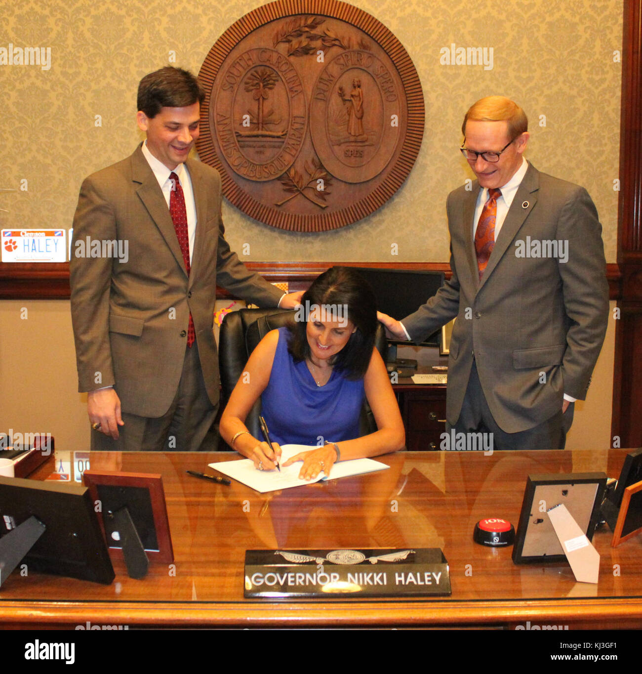 Nikki Haley Ceremonial Bill Signing- S.1049 - Marketing Cooperative ...