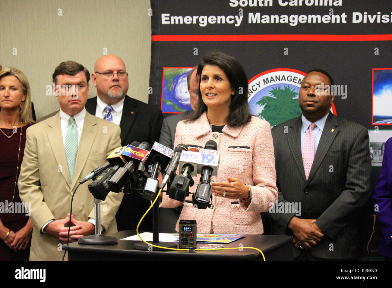 Nikki Haley Hurricane Table Top Exercise (26923762751 Stock Photo - Alamy