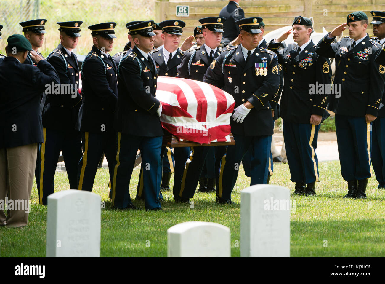 Graveside service for U.S. Army Sgt. 1st Class Alan Lee Boyer in ...
