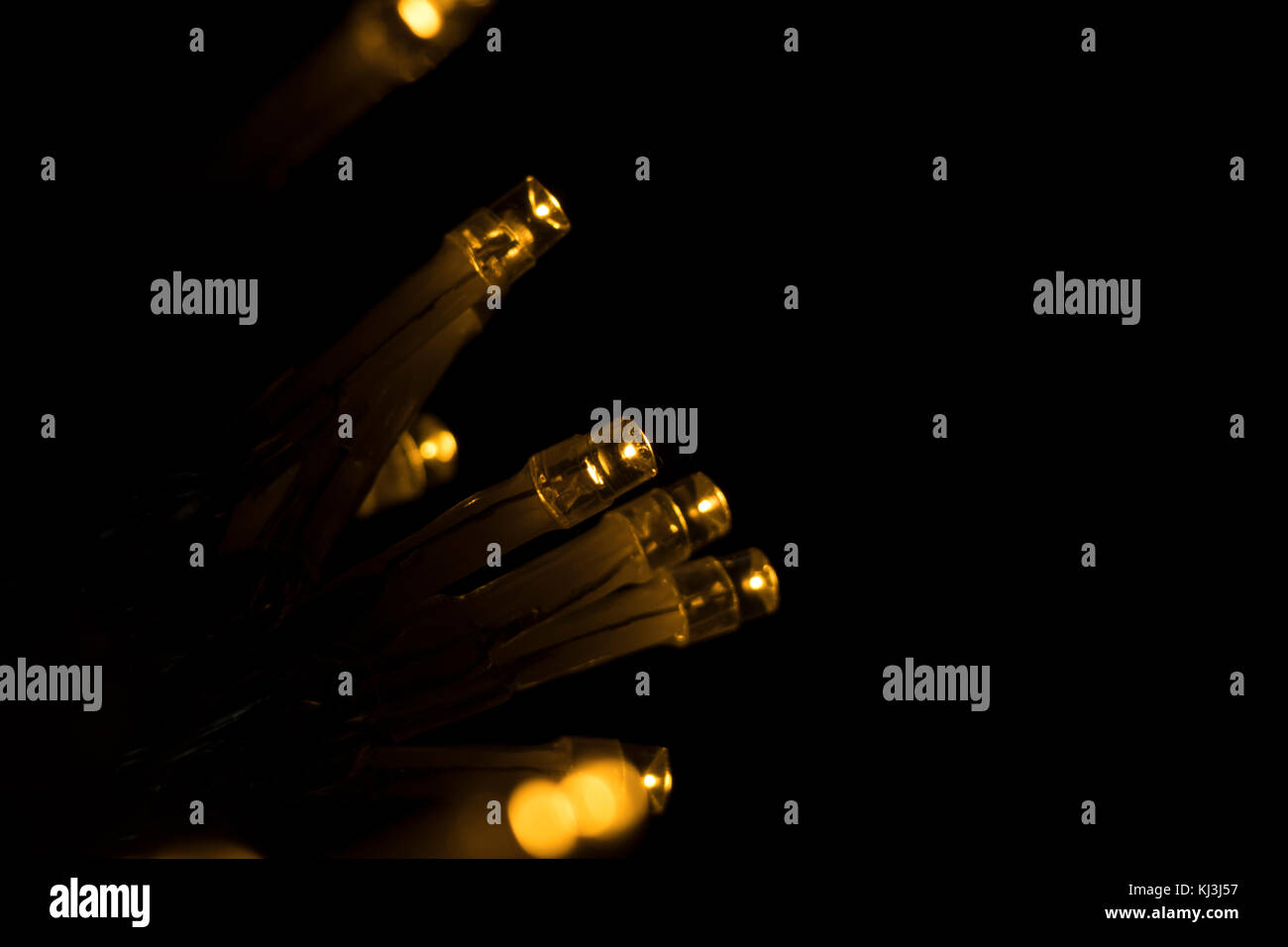 Electrical hanging light hi-res stock photography and images - Alamy