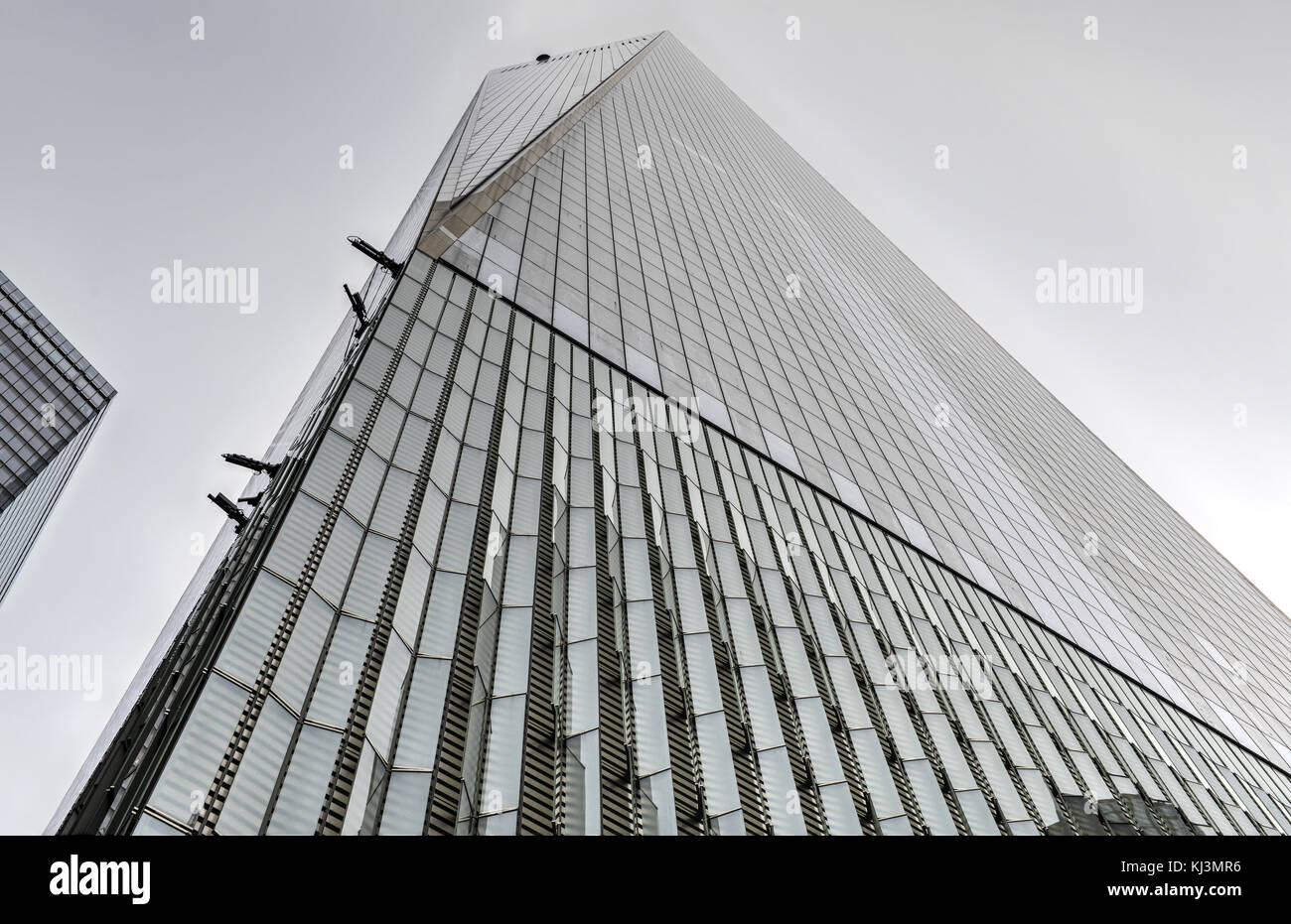 Third tallest building in the world hi-res stock photography and images ...