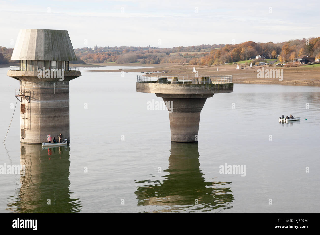 Bewl Water reservoir low capacity level Stock Photo - Alamy