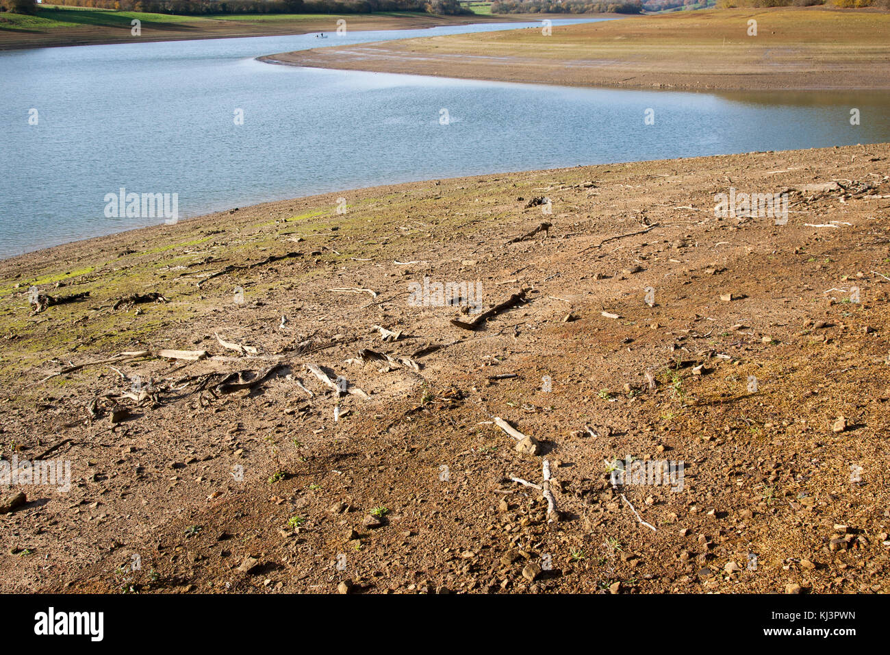 Bewl Water reservoir low capacity level Stock Photo - Alamy
