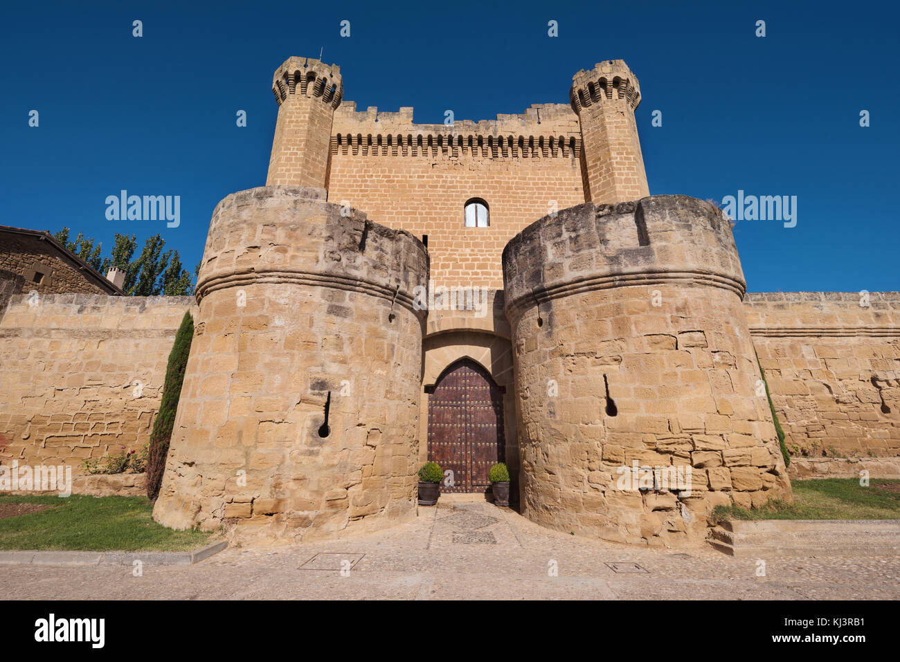 Medieval castle in Sajazarra, La Rioja, Spain Stock Photo - Alamy