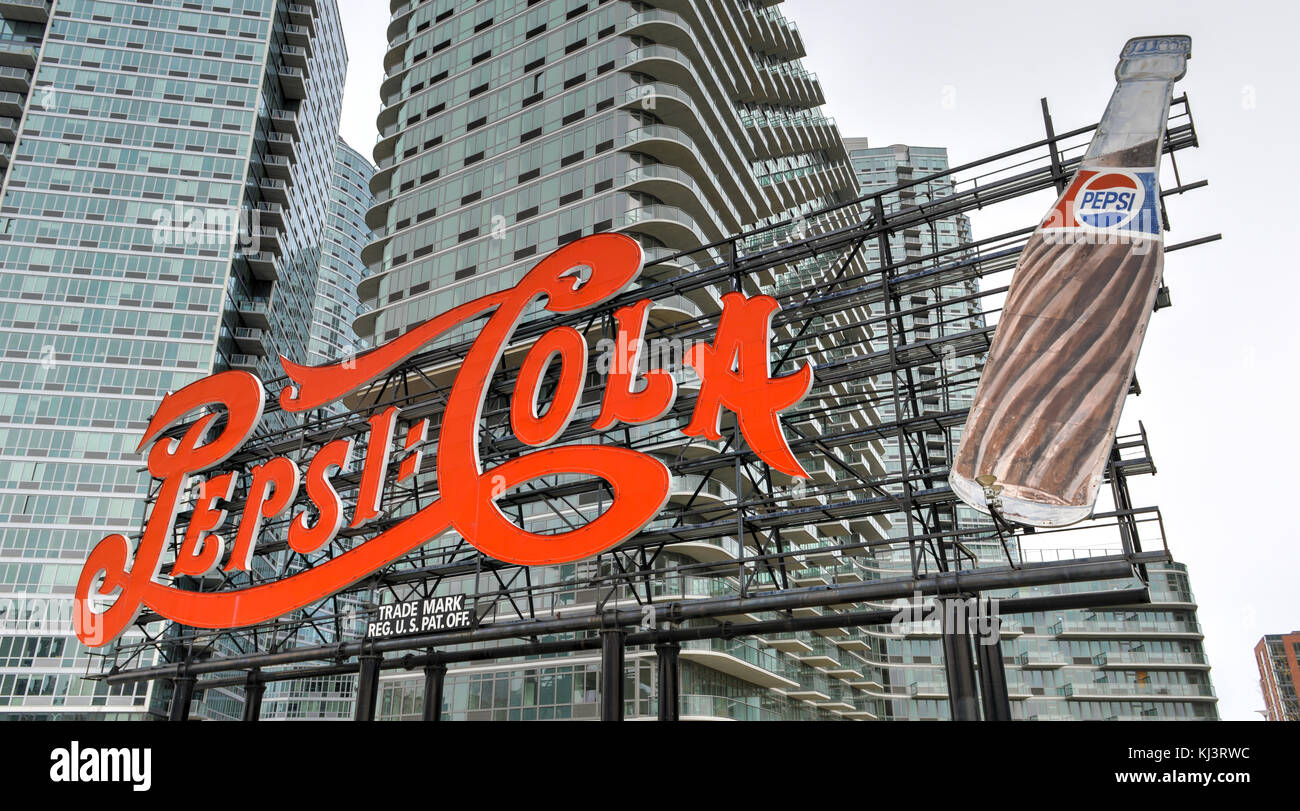 Pepsi cola billboard hi-res stock photography and images - Alamy