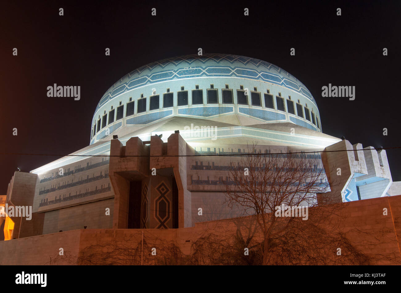 King Abdullah Mosque in Amman, Jordan at night Stock Photo - Alamy