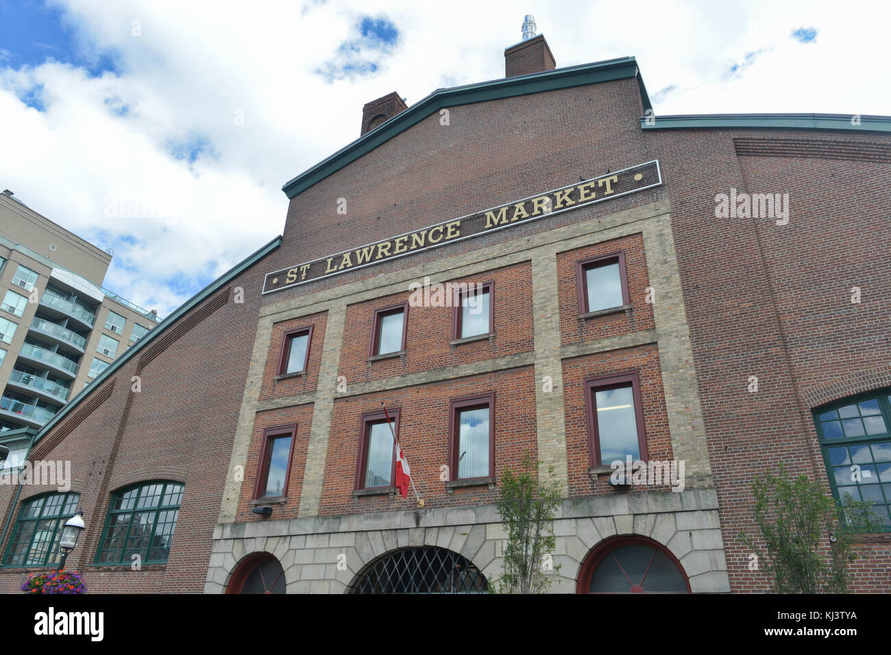 Major food market toronto hi-res stock photography and images - Alamy