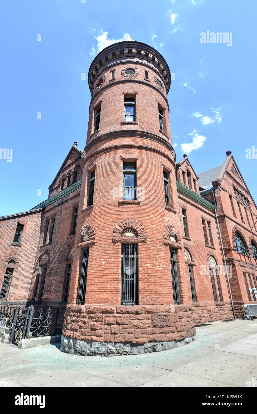 The Washington Avenue Armory, officially known as the Washington Avenue ...