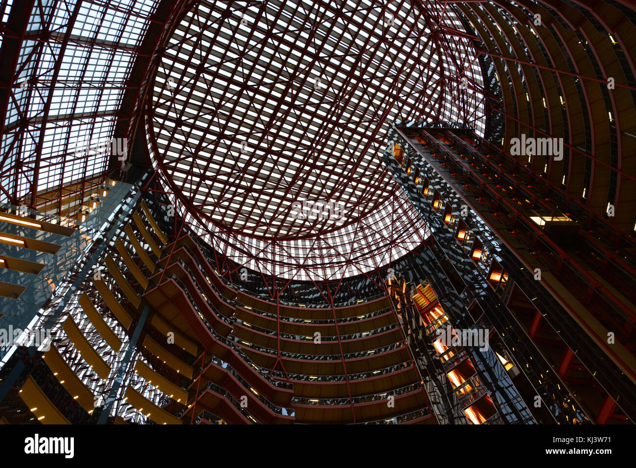 The soaring atrium to the Thompson Center in Chicago. Illinois wants to ...