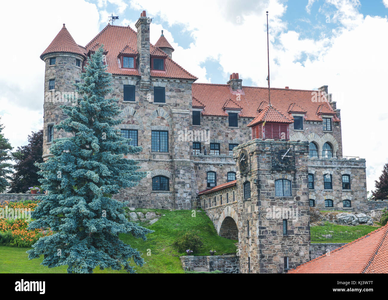 Singer Castle located on Dark Island in the St. Lawrence Seaway, New ...