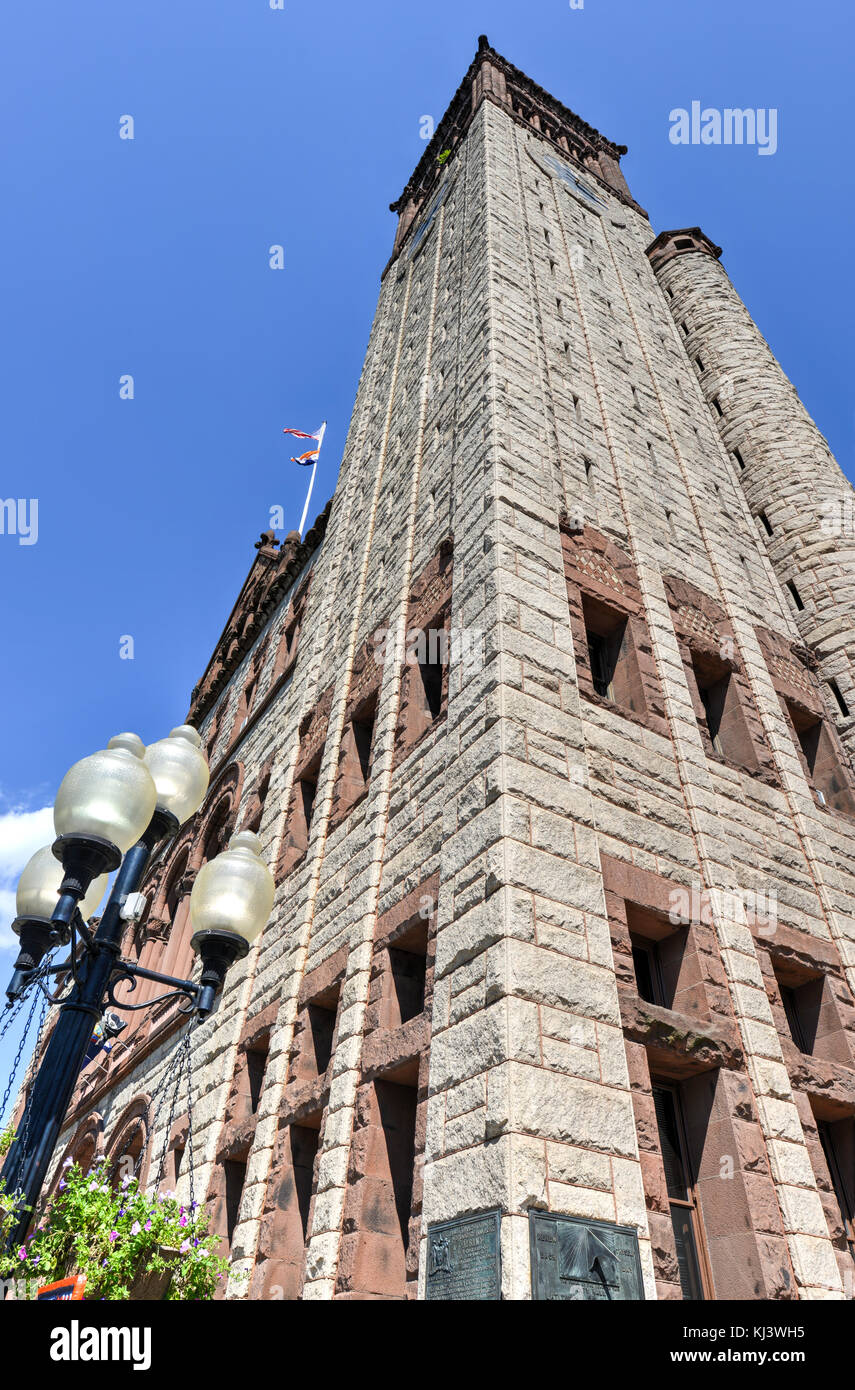 Albany city hall hi-res stock photography and images - Alamy
