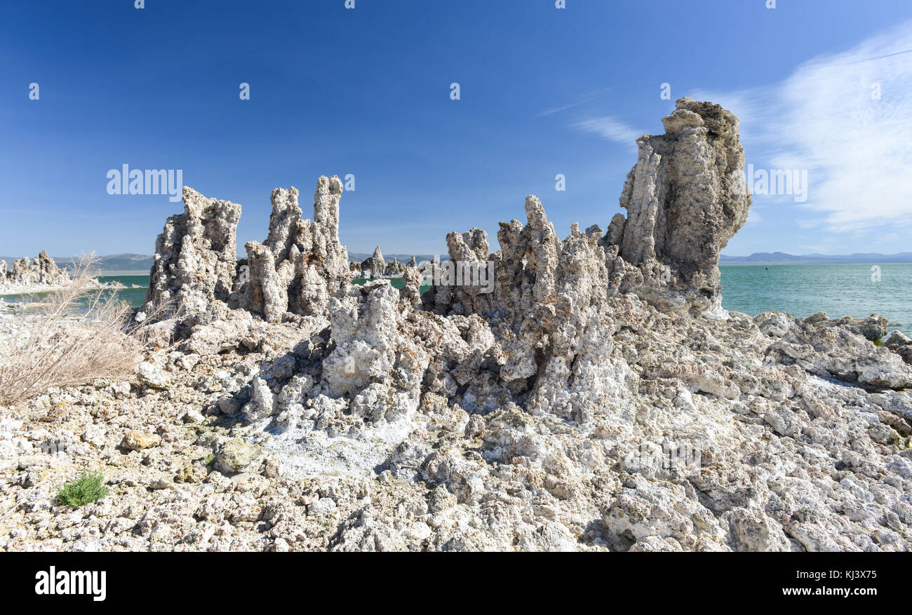 Tufa Formation in Mono Lake Tufa State Natural Reserve, California ...