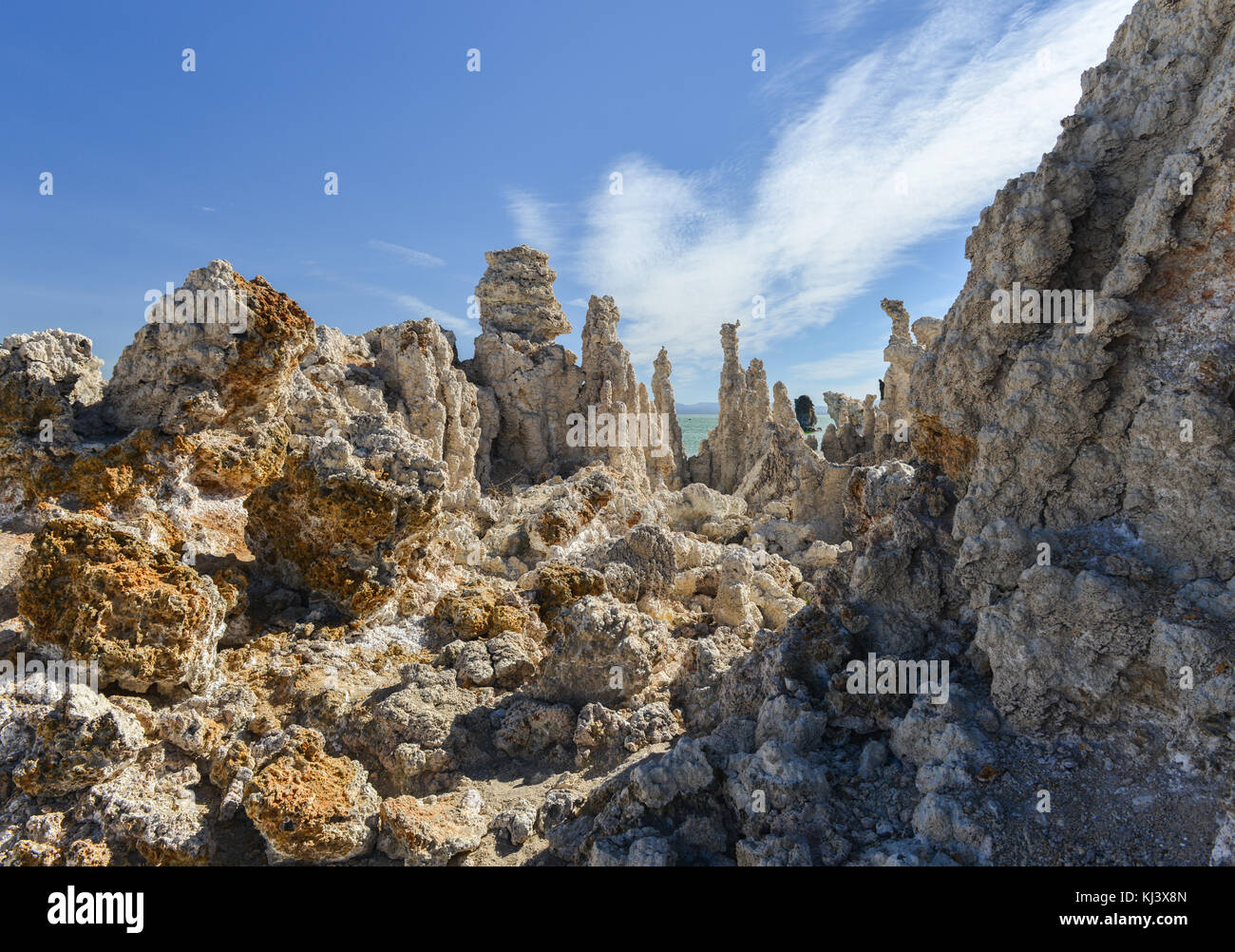 Tufa Formation in Mono Lake Tufa State Natural Reserve, California ...