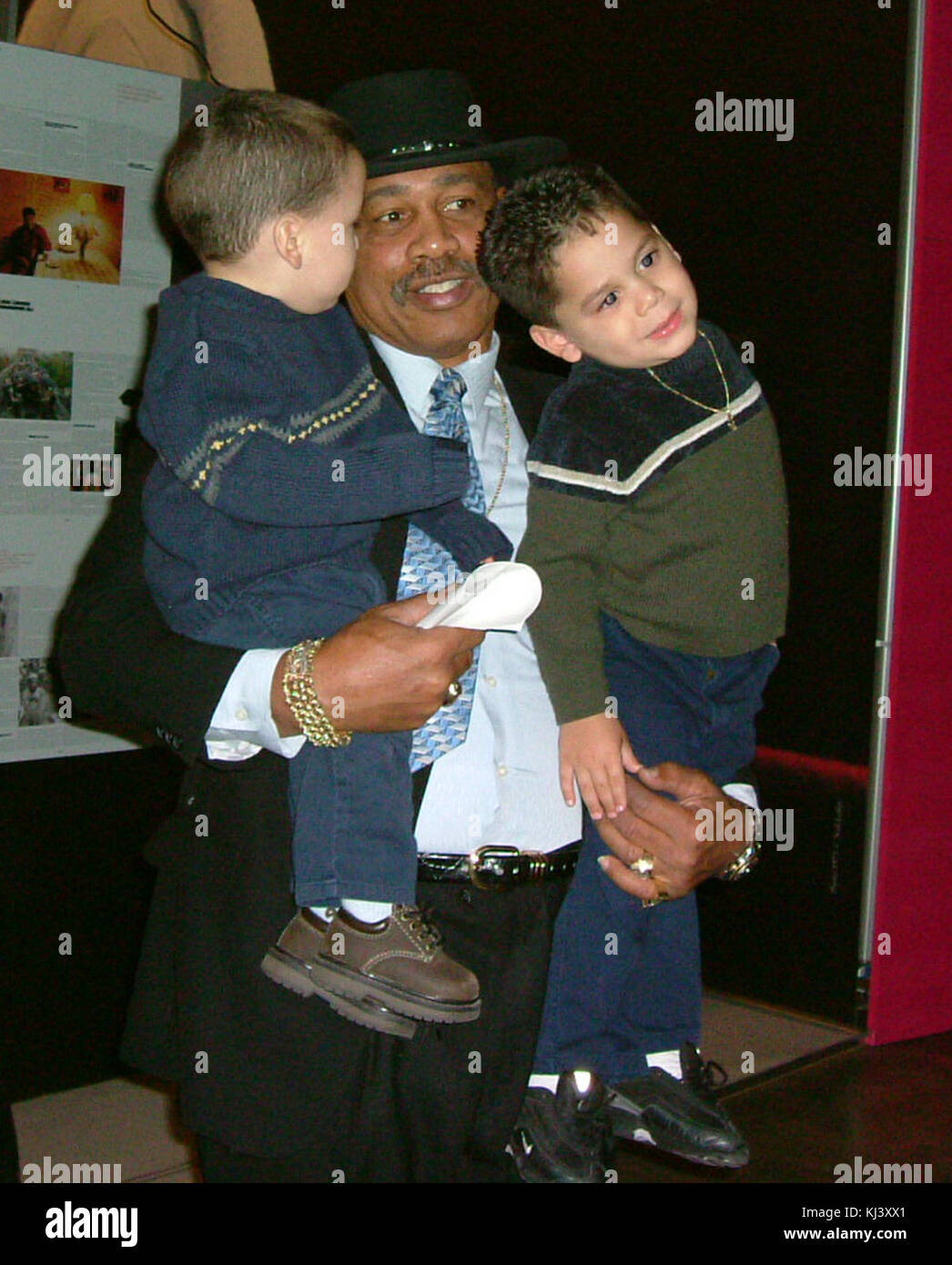 NEW YORK, NY - SEPTEMBER 18: Former heavyweight boxing champ Ken Norton ...