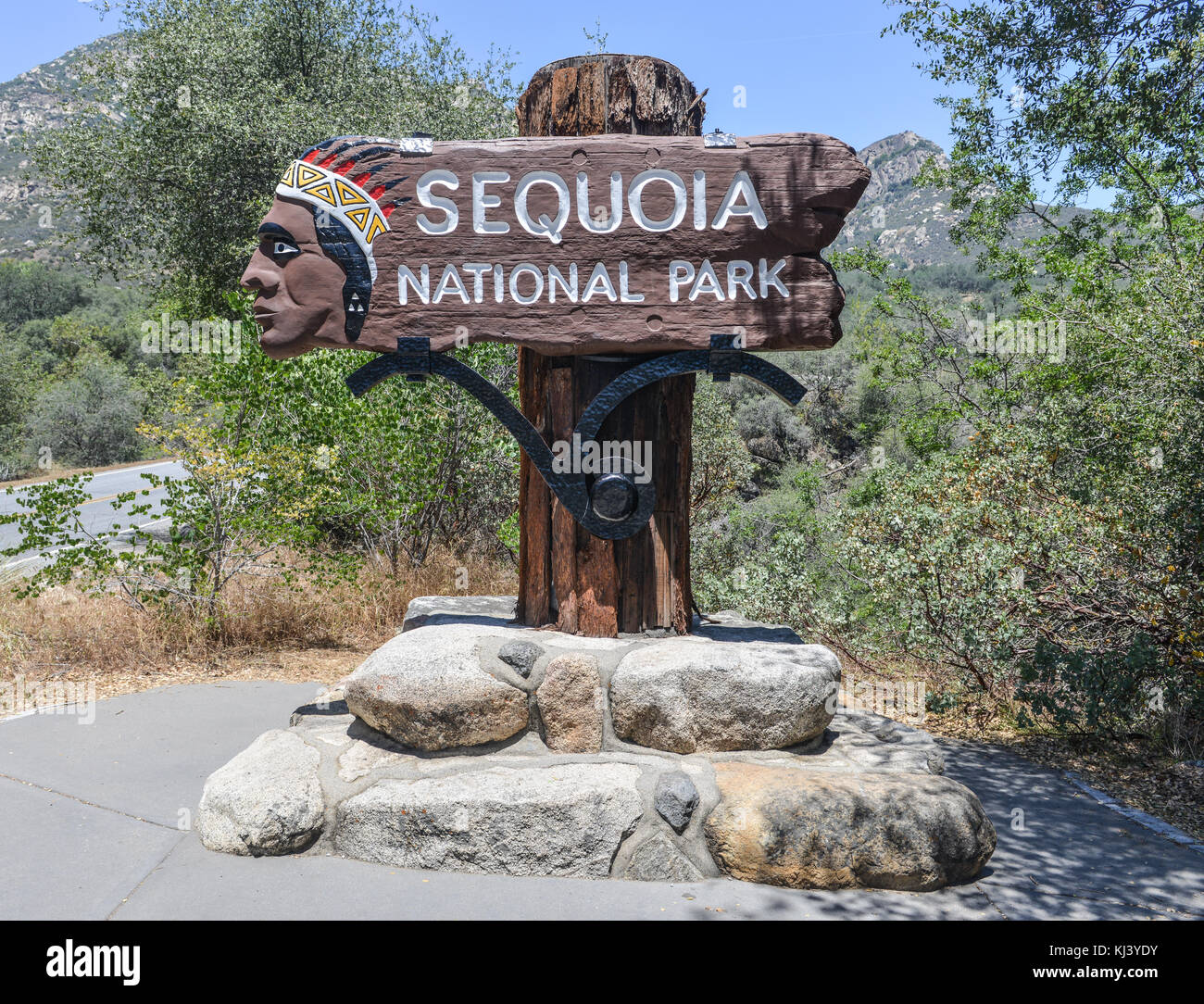 Sequoia national park sign california hi-res stock photography and ...