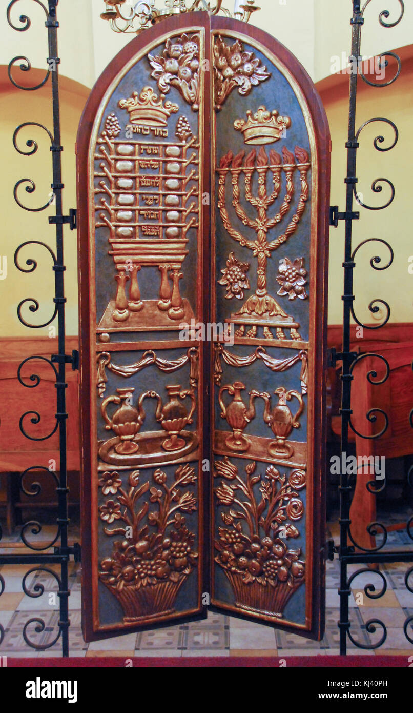 Krakow - Remu'h Synagogue is the smallest of all historic synagogues of ...