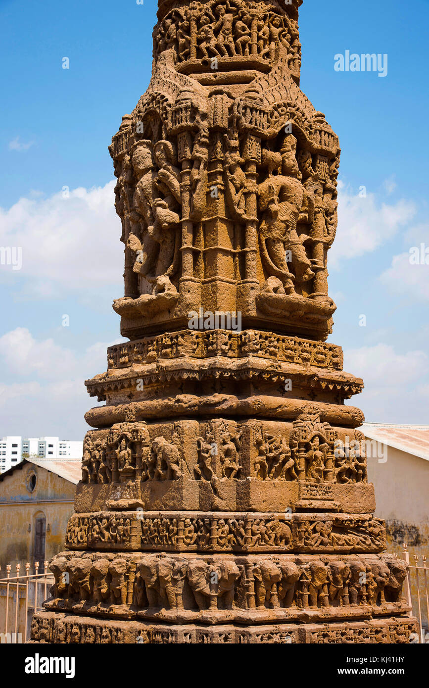 Carving details of the ruins of Kirti Toran, Vadnagar, Gujarat, India ...