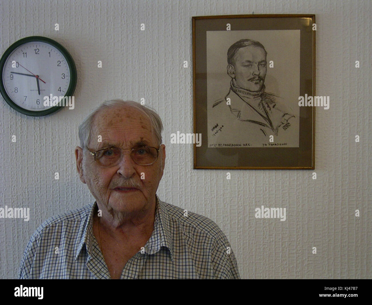 John Freeborn with his Orde portrait, 2004 Stock Photo - Alamy
