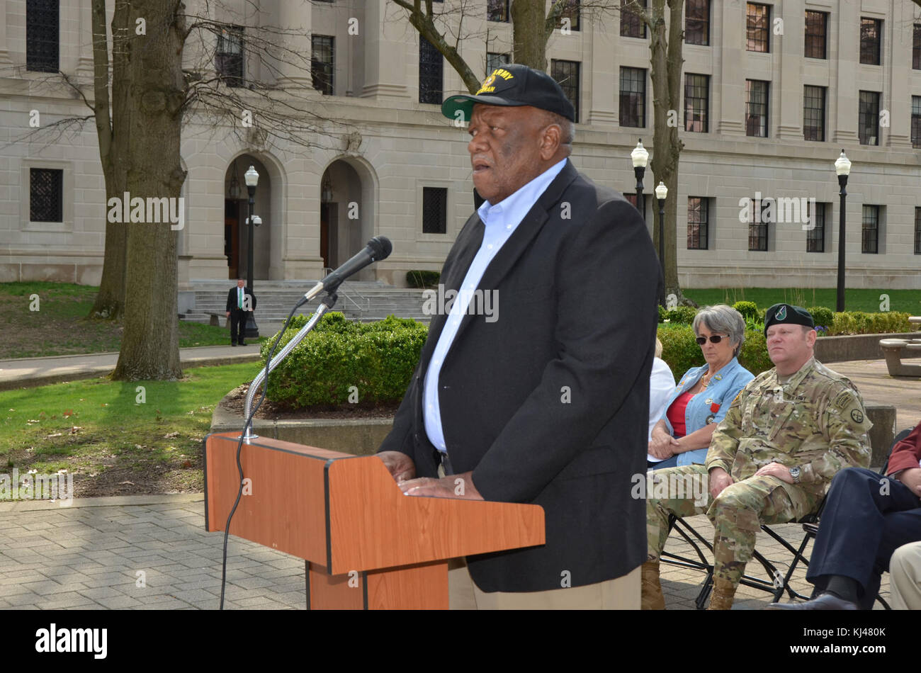 Jim Justice DSC 8402 (32929064863 Stock Photo - Alamy