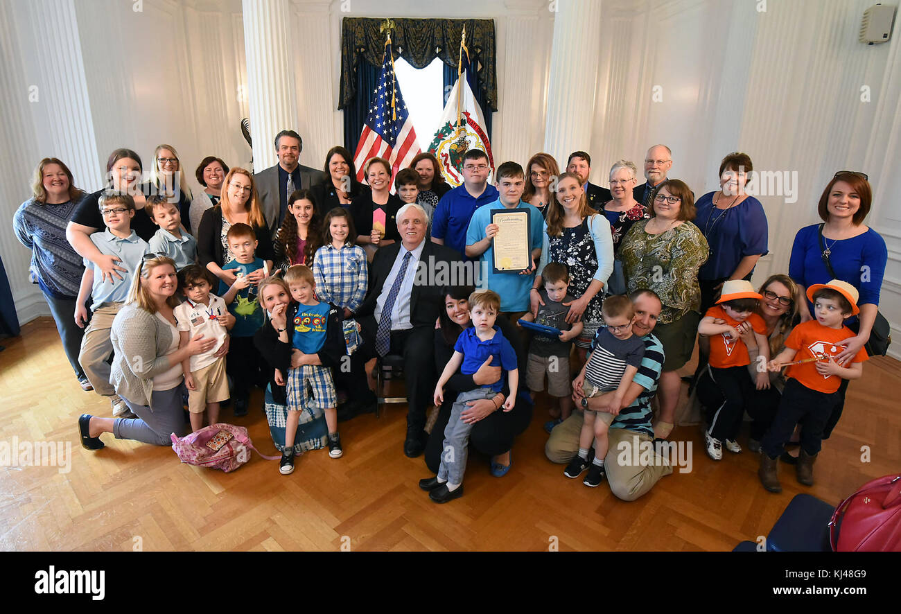 Autism month hi-res stock photography and images - Alamy