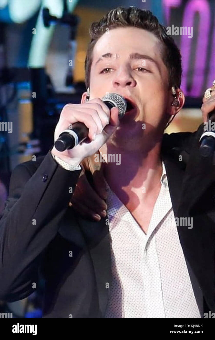 Charlie puth hi-res stock photography and images - Alamy