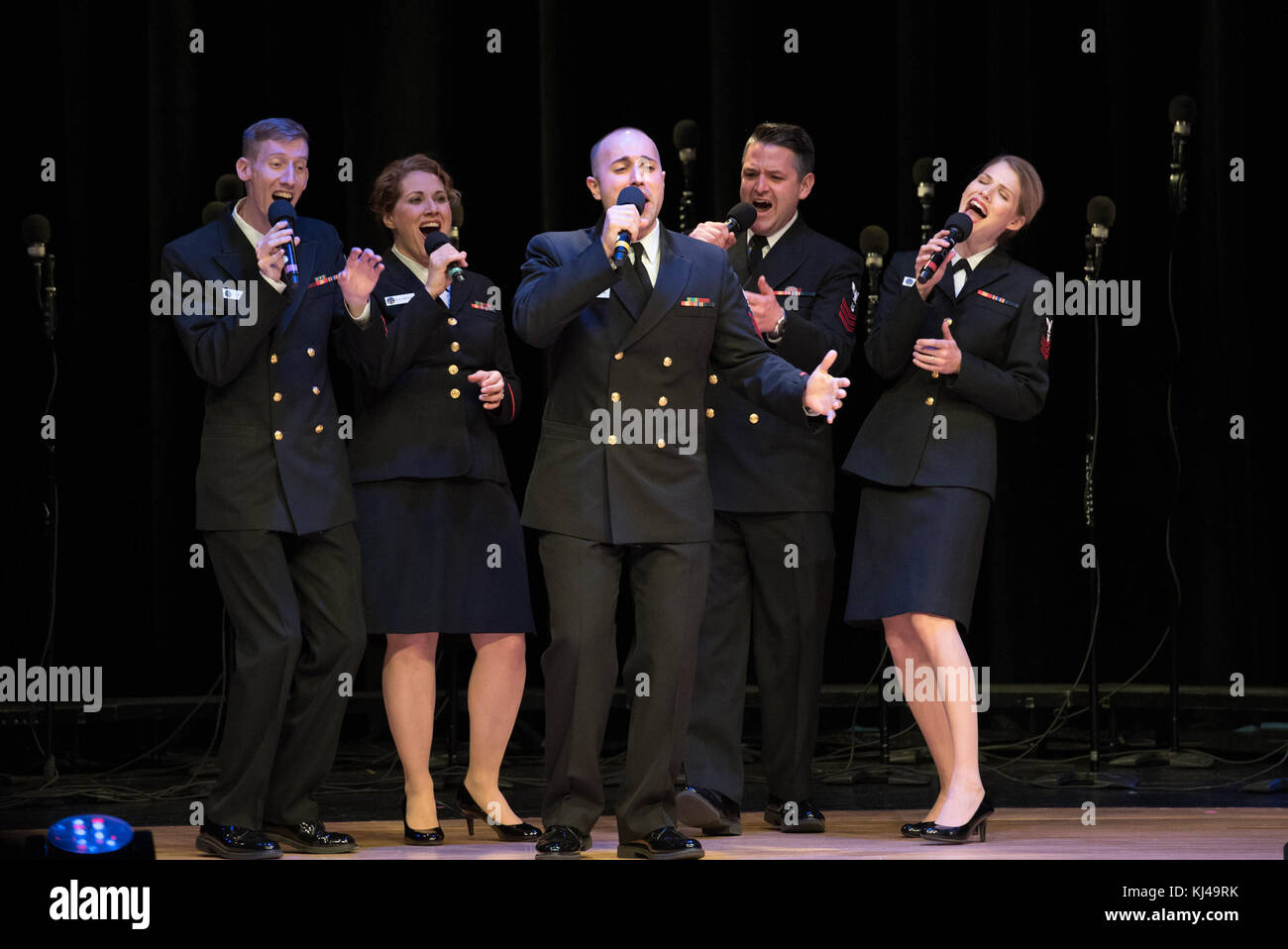 Navy band sea chanters hi-res stock photography and images - Alamy
