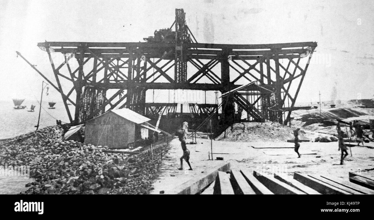 Construction of Hardinge Bridge 1911 Stock Photo - Alamy