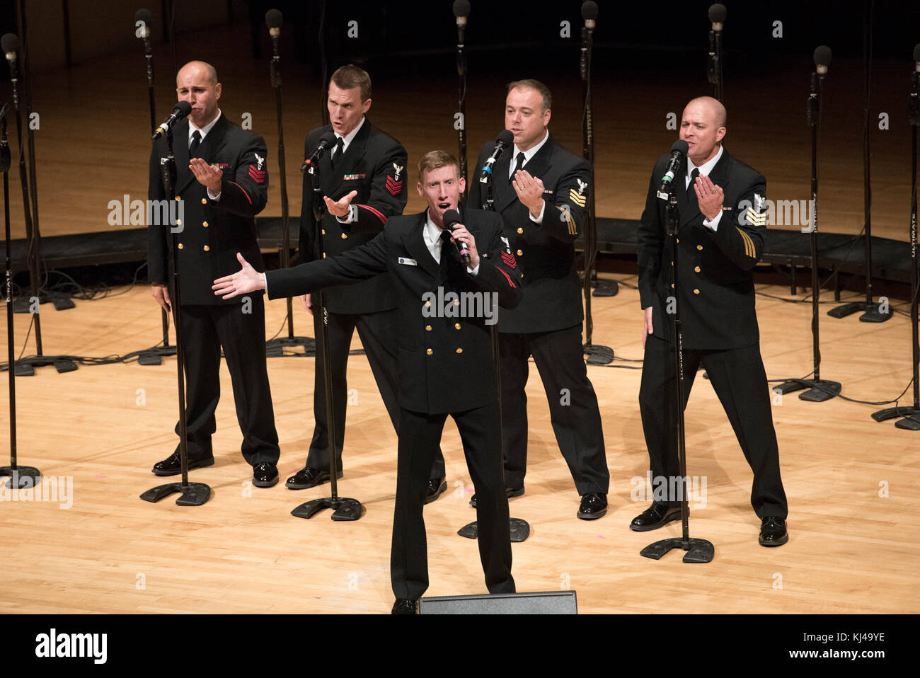 Navy band sea chanters hi-res stock photography and images - Alamy