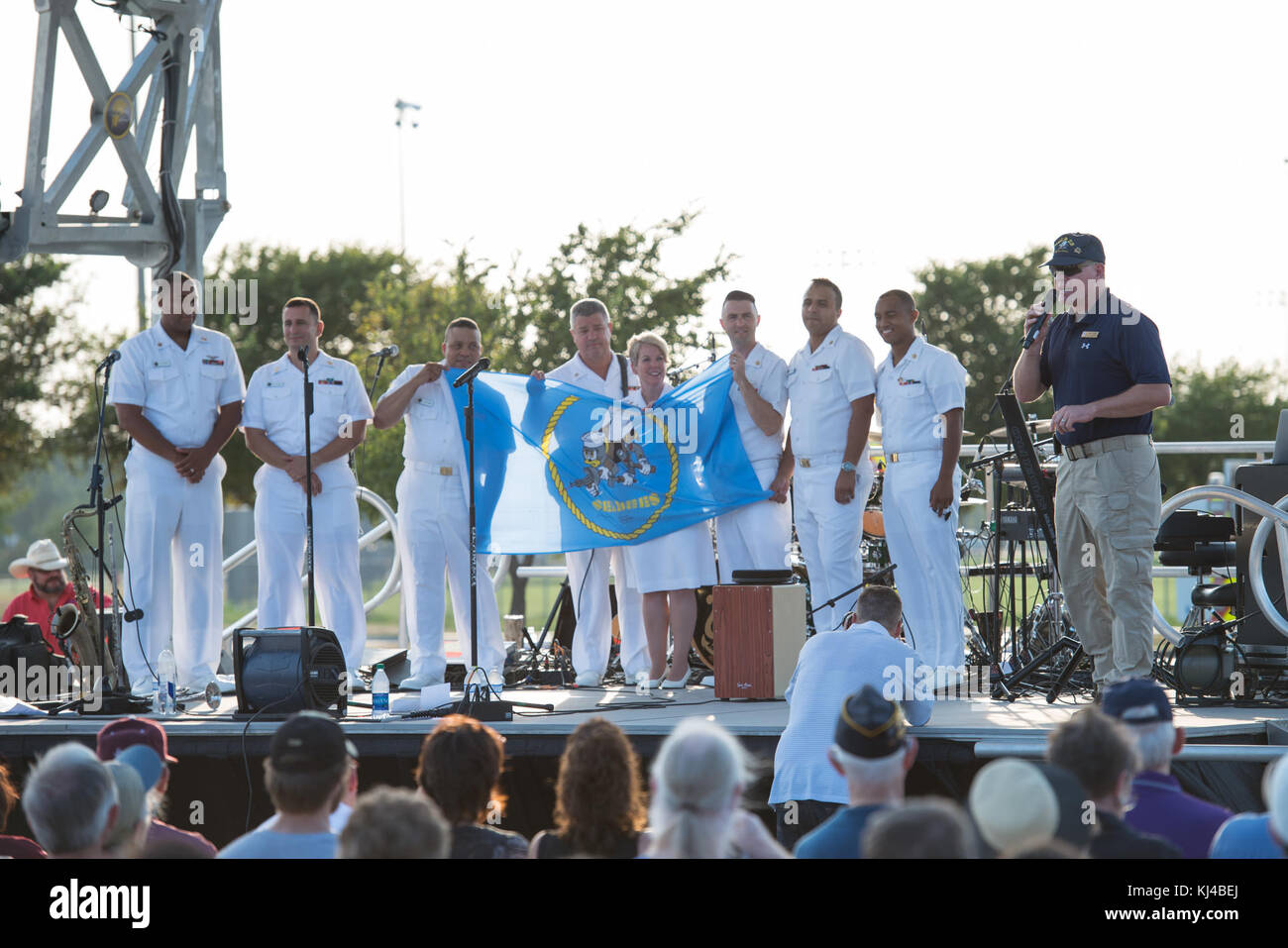 Navy college programs hi-res stock photography and images - Alamy