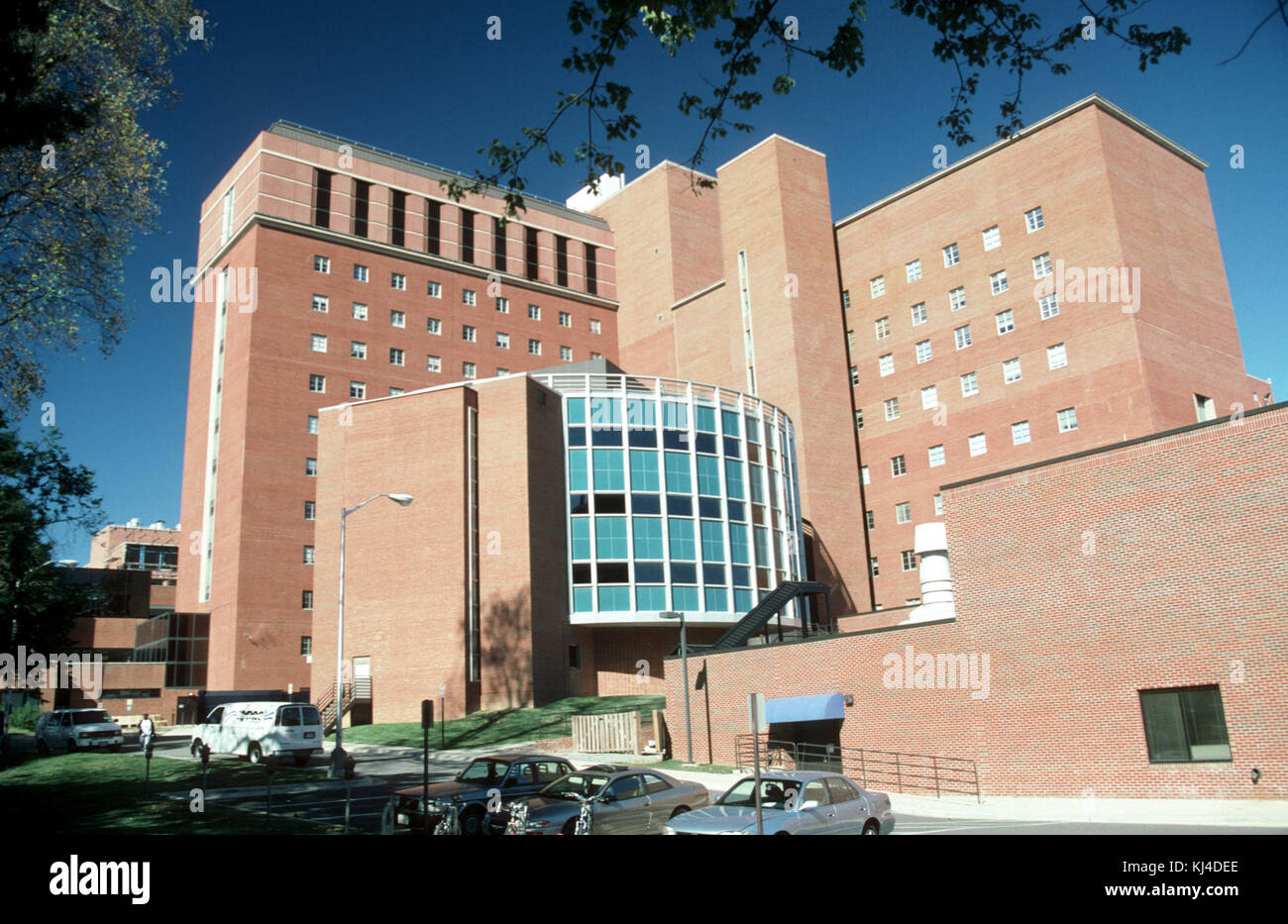 NIH building 10 (2 Stock Photo - Alamy