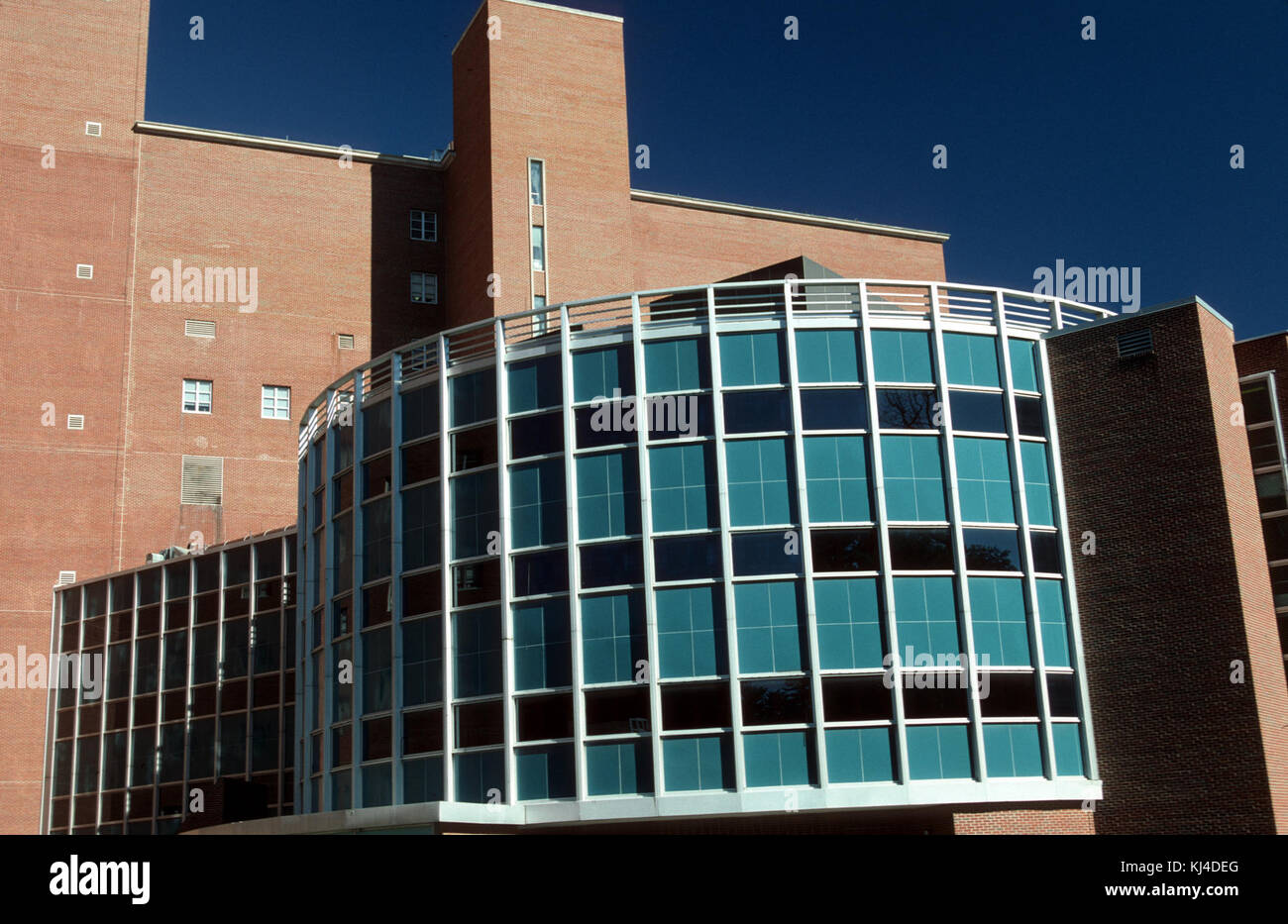 Nih building 10 hi-res stock photography and images - Alamy