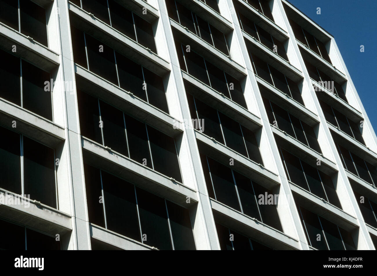 Nih bethesda campus hi-res stock photography and images - Alamy