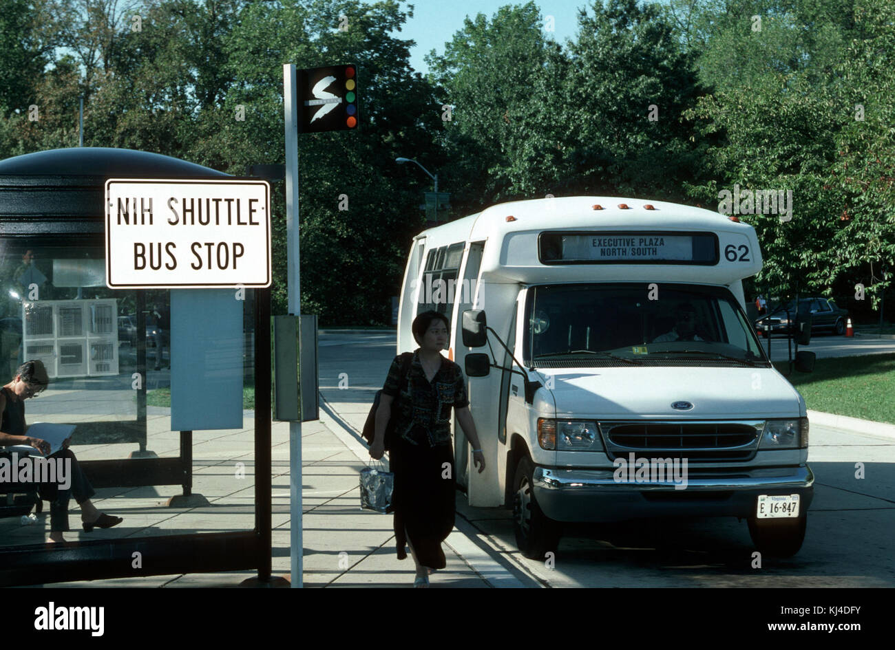 NIH shuttle stop Stock Photo - Alamy