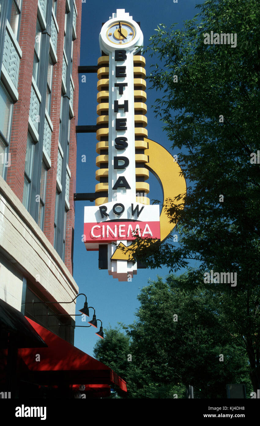 Sign stock cinema hi-res stock photography and images - Alamy