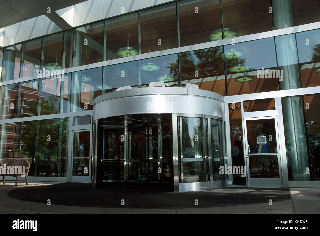 Nih building 10 hi-res stock photography and images - Alamy