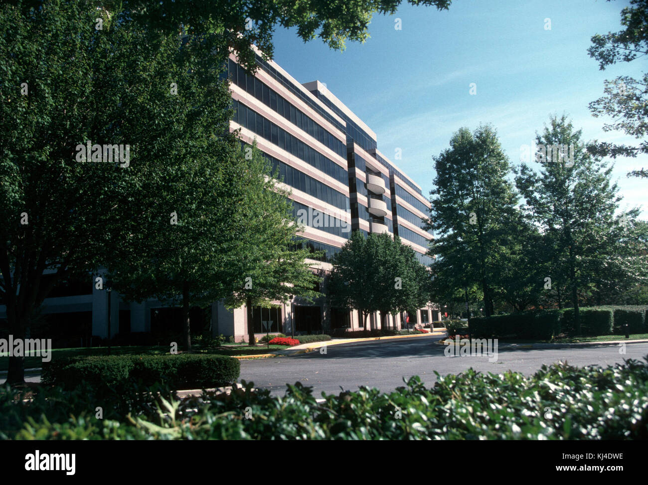 NIH 6116 building (1 Stock Photo - Alamy