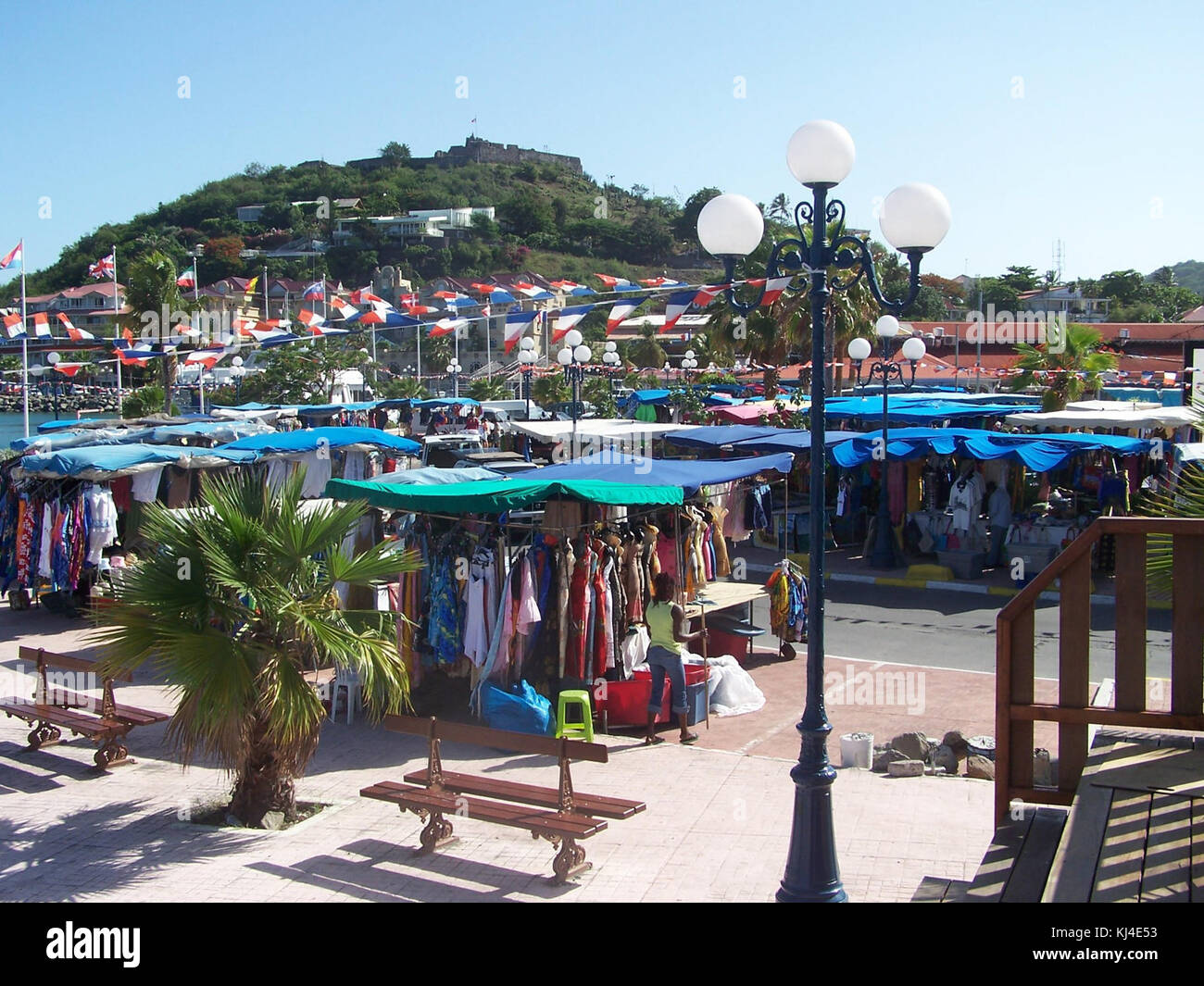 Marigot market hi-res stock photography and images - Alamy