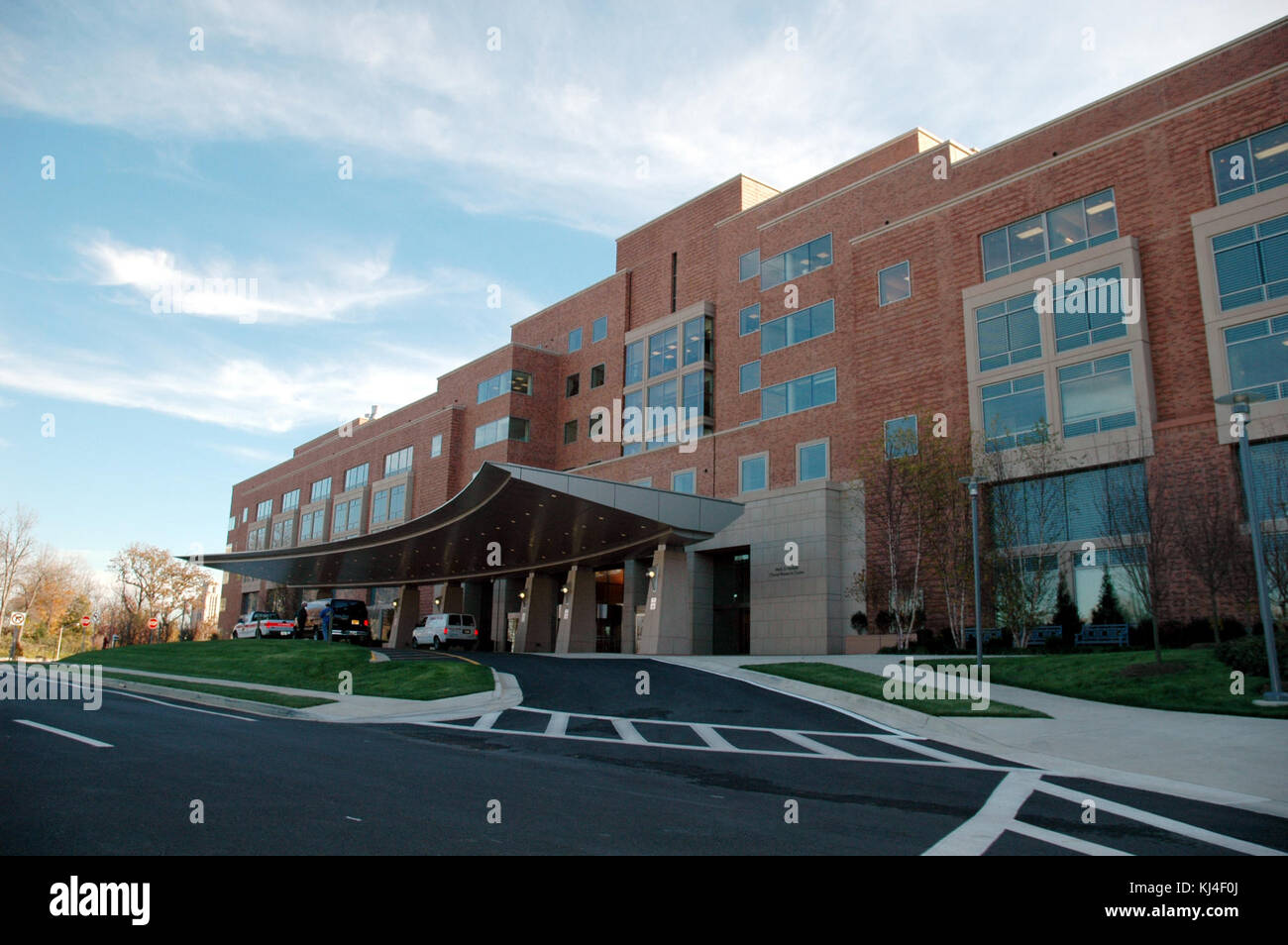 North entrance to the clinical research center Stock Photo - Alamy