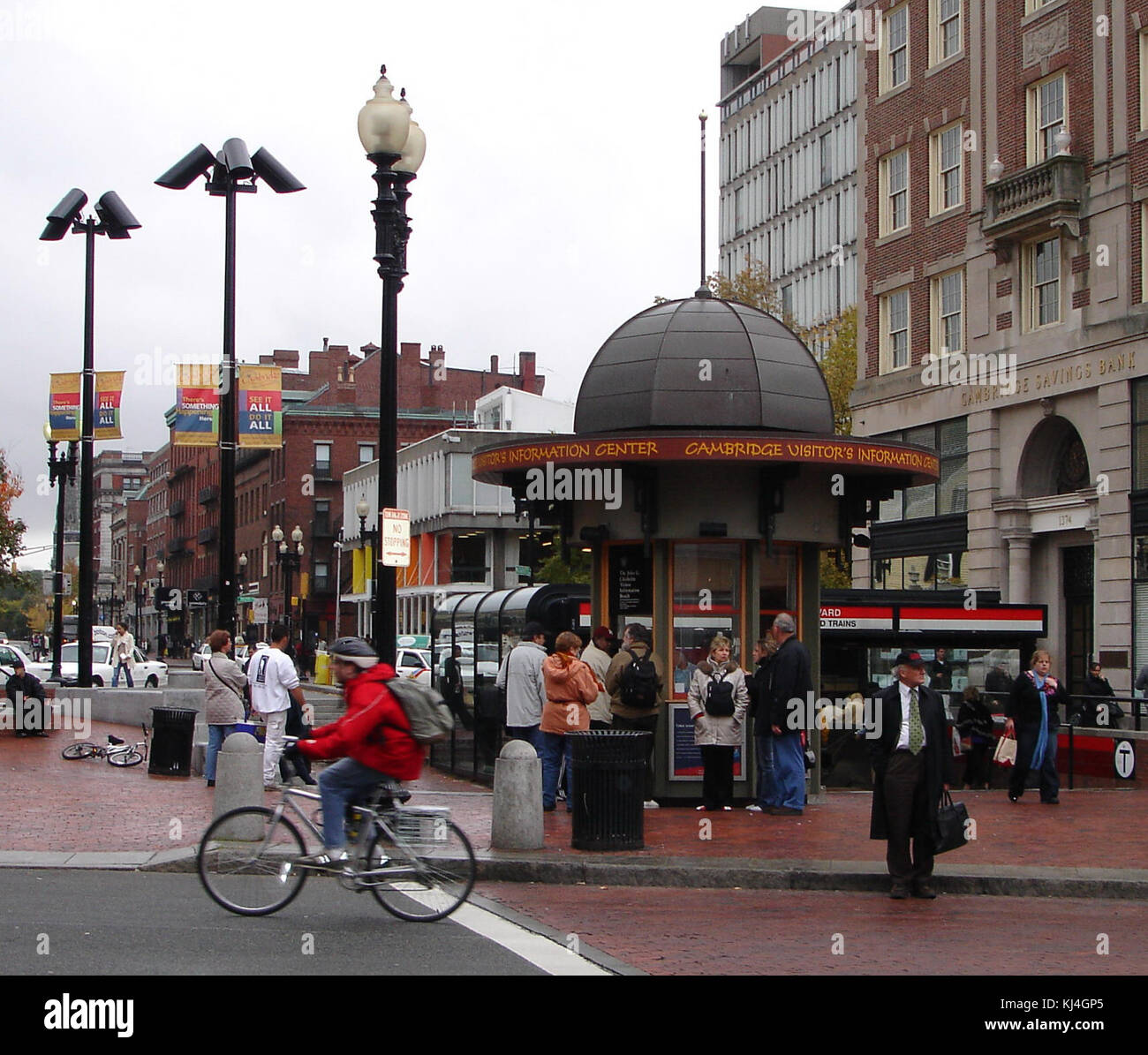 Harvard square history hi-res stock photography and images - Alamy
