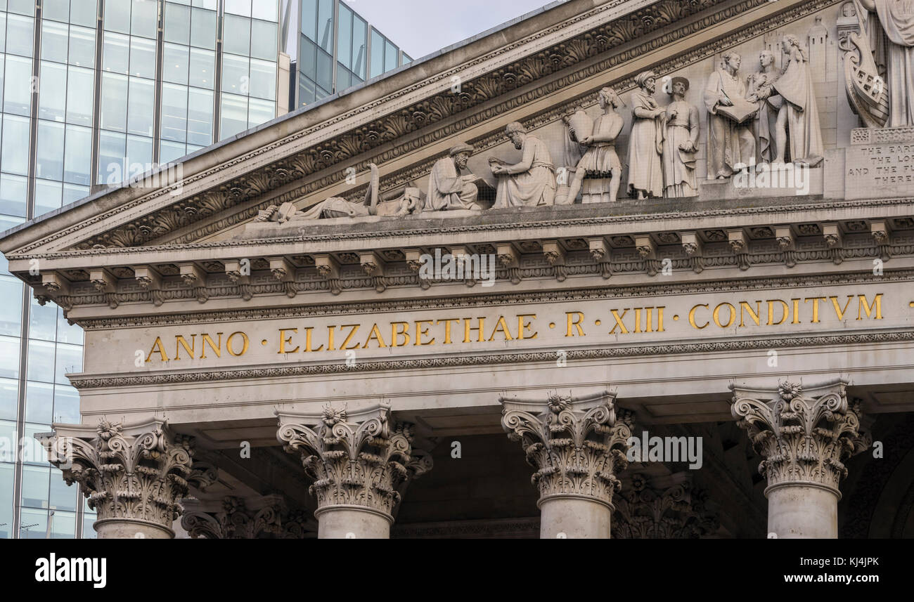 Classic architecture at Bank in the City of London Stock Photo - Alamy