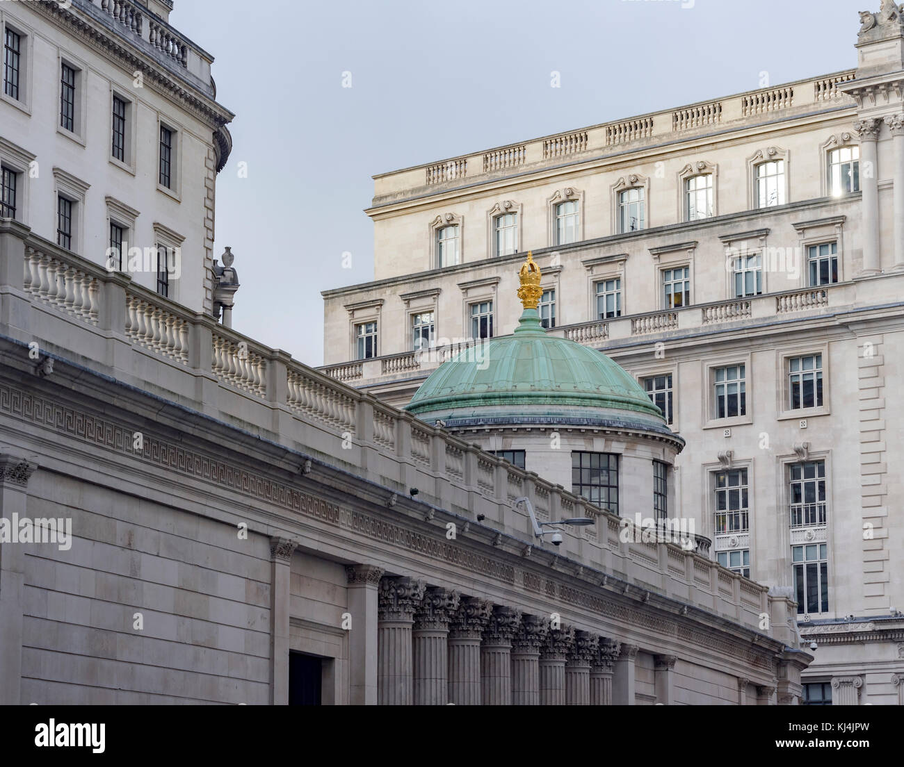 Classic architecture at Bank in the City of London Stock Photo - Alamy