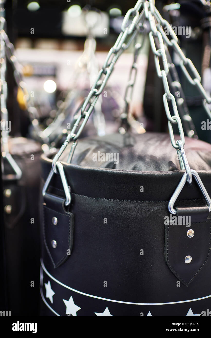 Black bag chain hi-res stock photography and images - Alamy