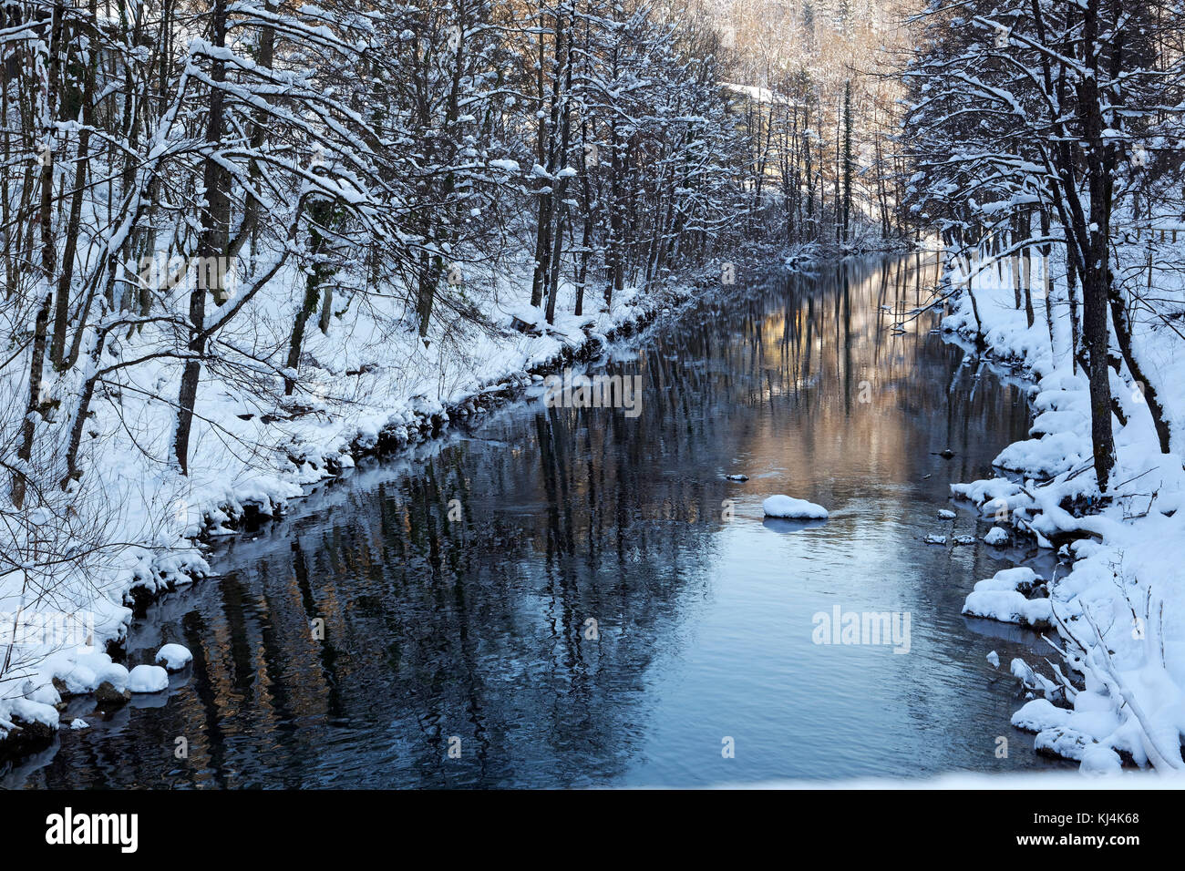 Winter on the Dobra River, Croatia Stock Photo - Alamy