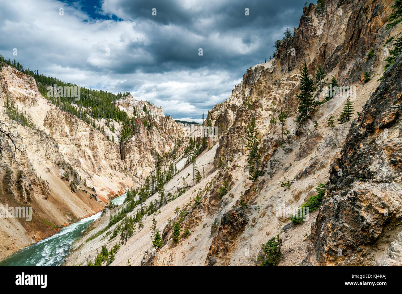 Point Sublime Trail Yellowstone
