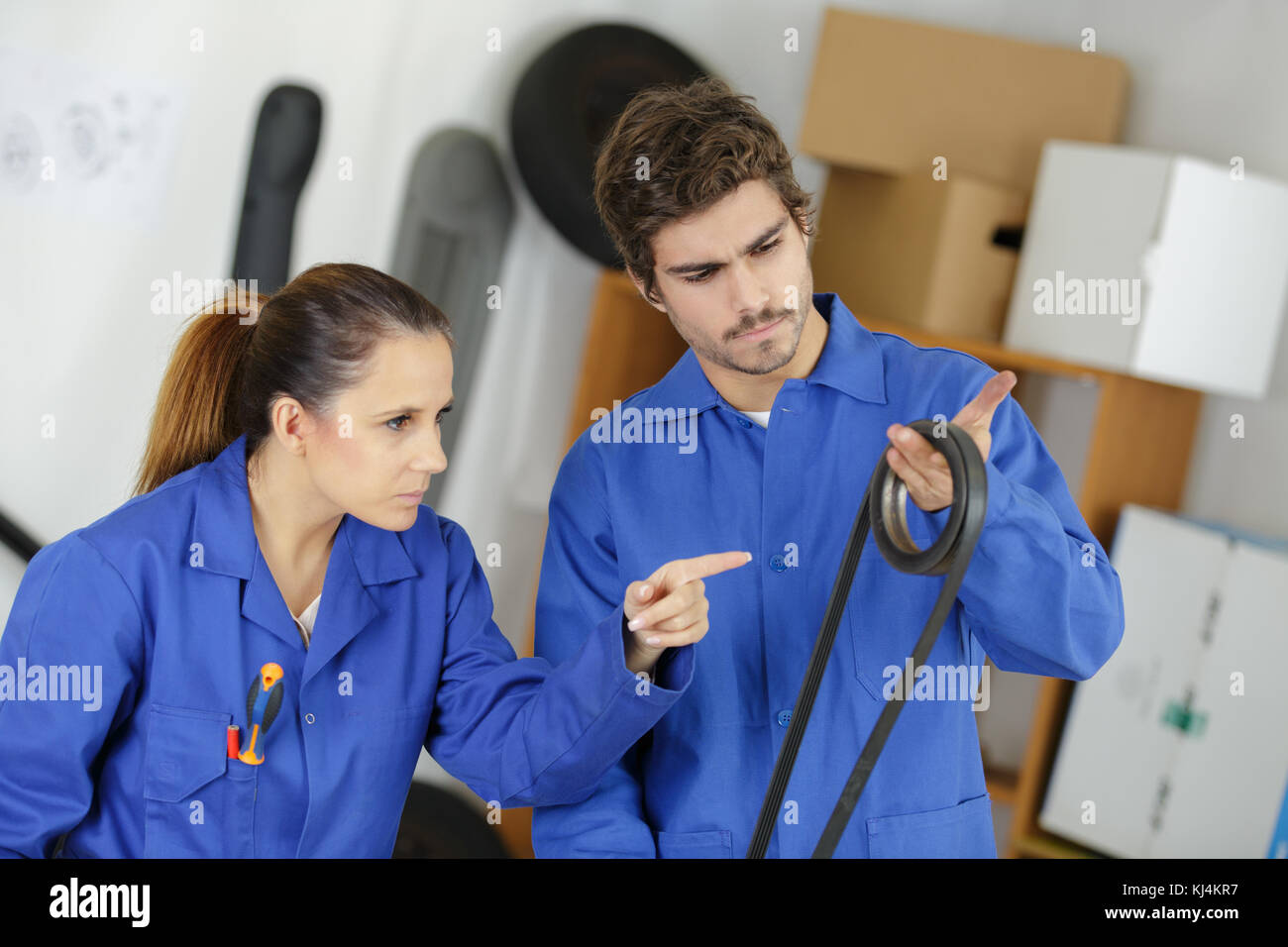 trainees mechanics in class Stock Photo - Alamy